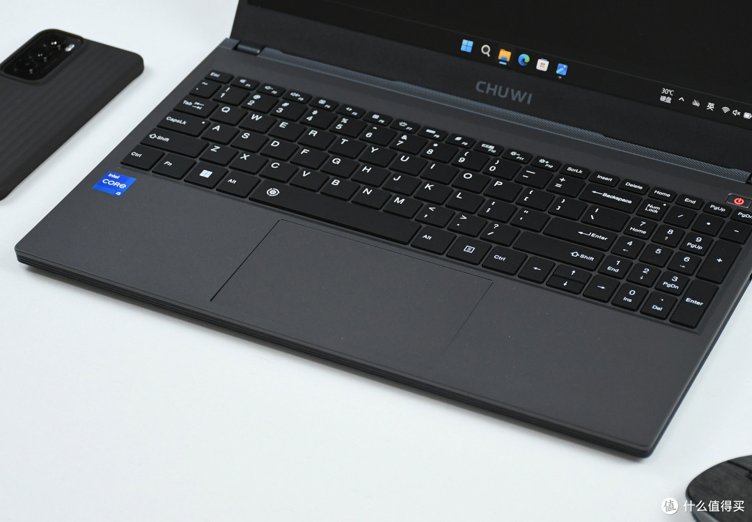 能自由更换内存，硬盘的“两千档”笔记本：驰为Corebook X简评_笔记本电脑_什么值得买