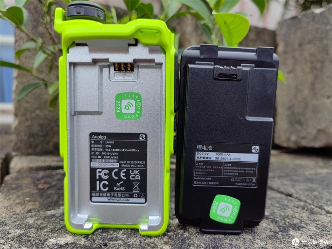 一样的对讲，不一样的青春---泉盛UV-K6青春绿大容量新款开箱赏析_对讲机_什么值得买