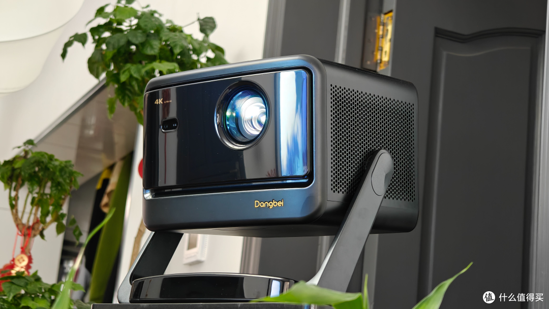 4K激光，配置拉满！当贝X5S Pro：白天也能纵享极致视觉体验_投影仪_什么值得买