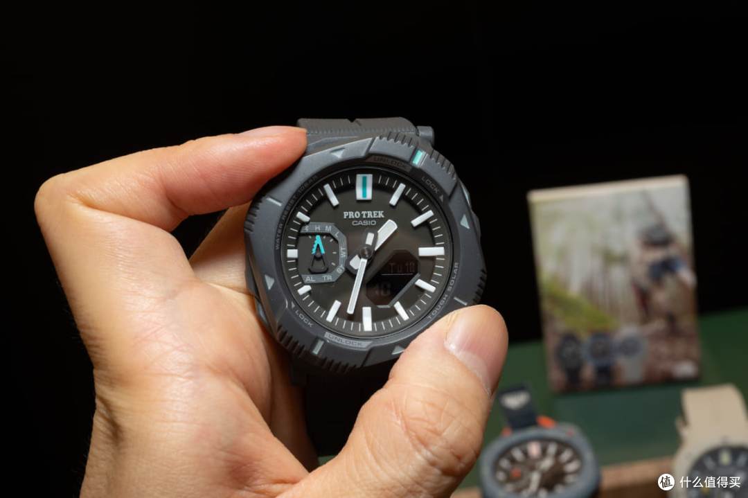 #卡西欧新表速递#最轻的PRO TREK！全新「HIKER LINE」PRJ-B001系列手表，旋转表圈+太阳能+蓝牙_手表_什么值得买