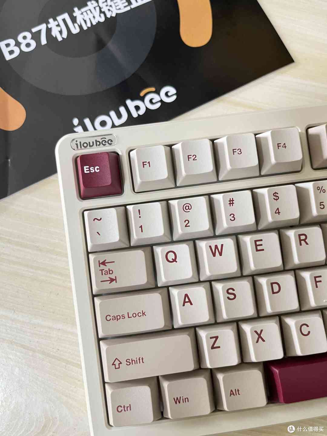性价比之选，实力与颜值并存的ilovbee B87机械键盘_无线键盘_什么值得买