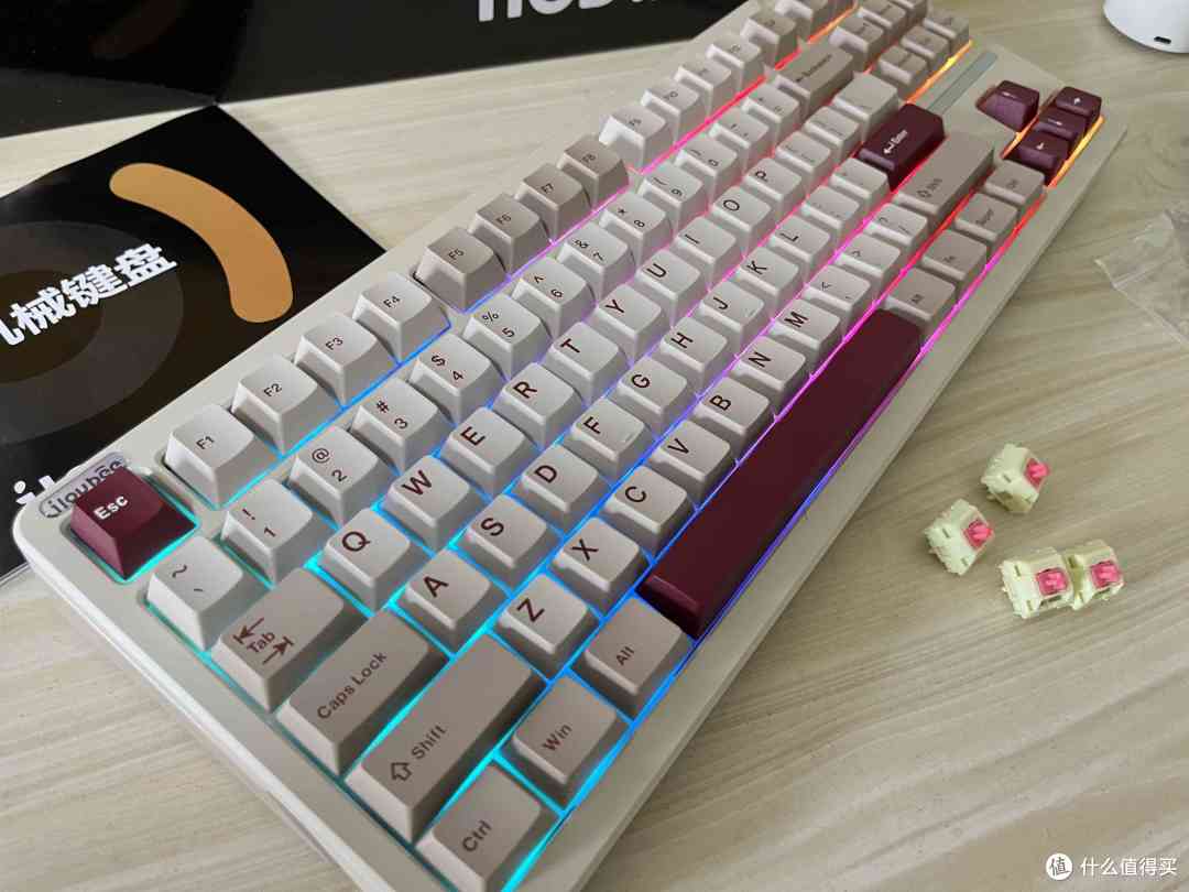 性价比之选，实力与颜值并存的ilovbee B87机械键盘_无线键盘_什么值得买