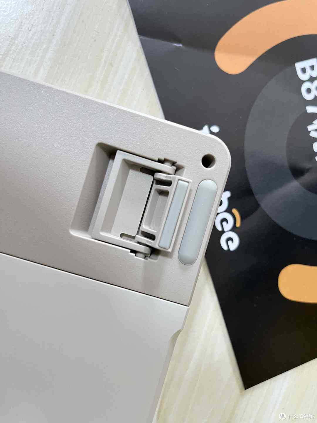 性价比之选，实力与颜值并存的ilovbee B87机械键盘_无线键盘_什么值得买