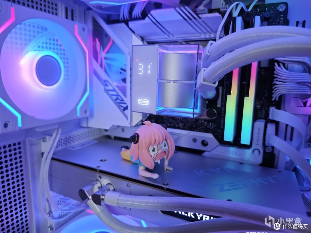 颜值又有数显！超频三DS360白色款首发测评_散热器_什么值得买