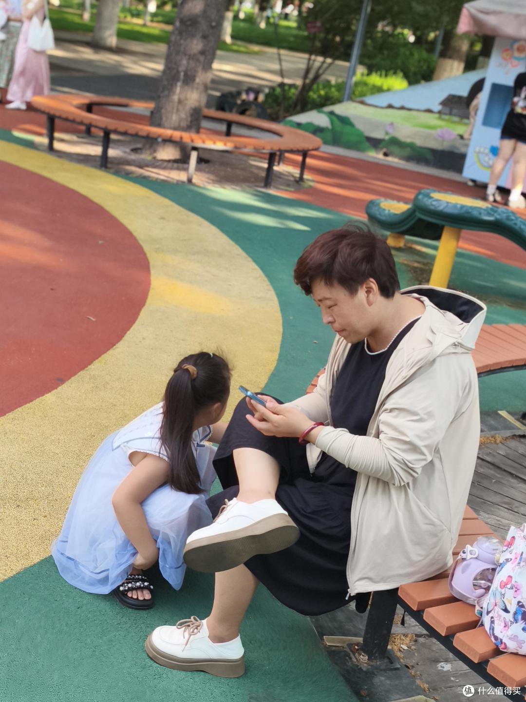 横评｜性价比or质价比？红米K70至尊版VS一加Ace3 Pro，超详细对比告诉你哪台更适合！_安卓手机_什么值得买