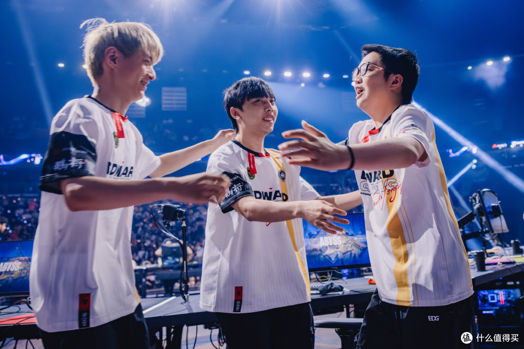 无畏契约全华班首冠！CN FPS 崛起！EDG 获得2024无畏契约全球冠军赛总冠军！ZmjjKK 刷新VCT单个系列赛历史击杀记录_电脑游戏_什么值得买