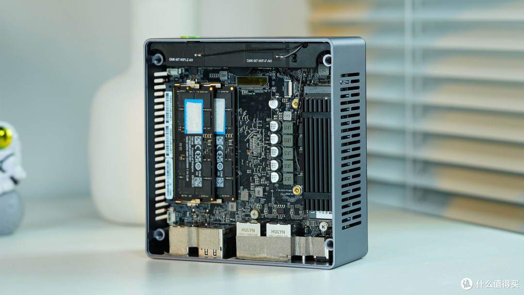R7-7840H平替？极摩客M7迷你电脑主机，锐龙R7 Pro 6850H全面详测。_台式机_什么值得买