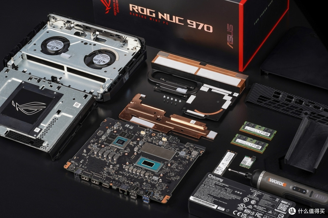 桌面2.5L性能钢炮——ROG NUC 970 开箱体验！_台式机_什么值得买