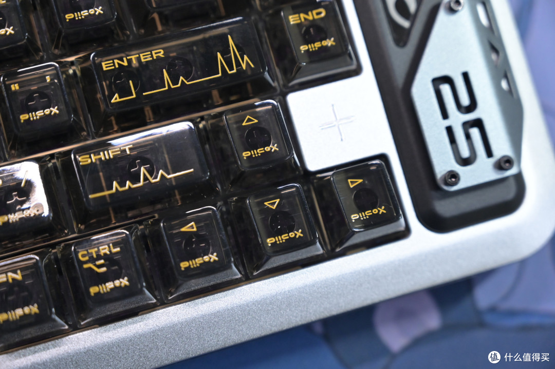 体验PIIFOX WALKER75：游戏与办公的全能键盘_无线键盘_什么值得买