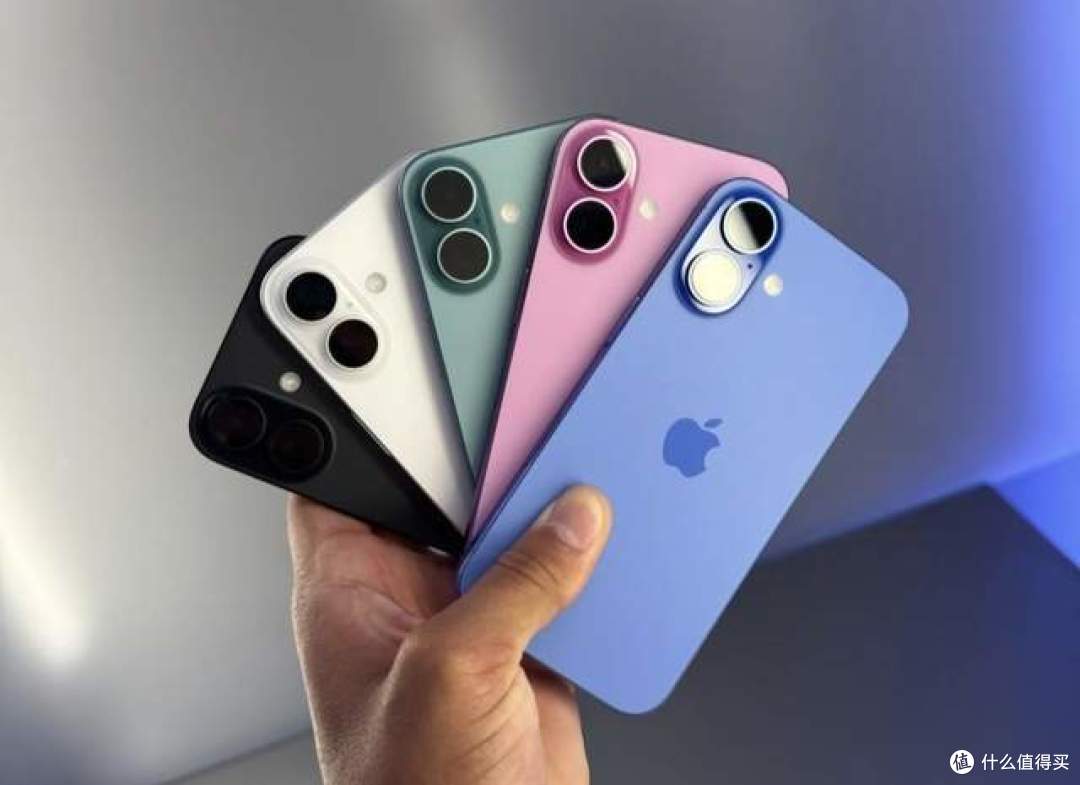 2万多华为MateXT三折叠缺点真多，比挤牙膏iPhone16系强得多_手机_什么值得买