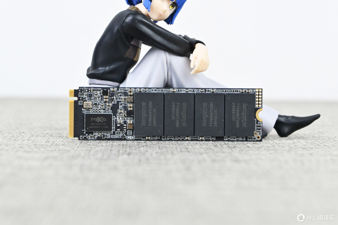 七彩虹CN700 PRO 2TB固态硬盘开箱试玩：PCIE4.0时代经典方案_固态硬盘_什么值得买
