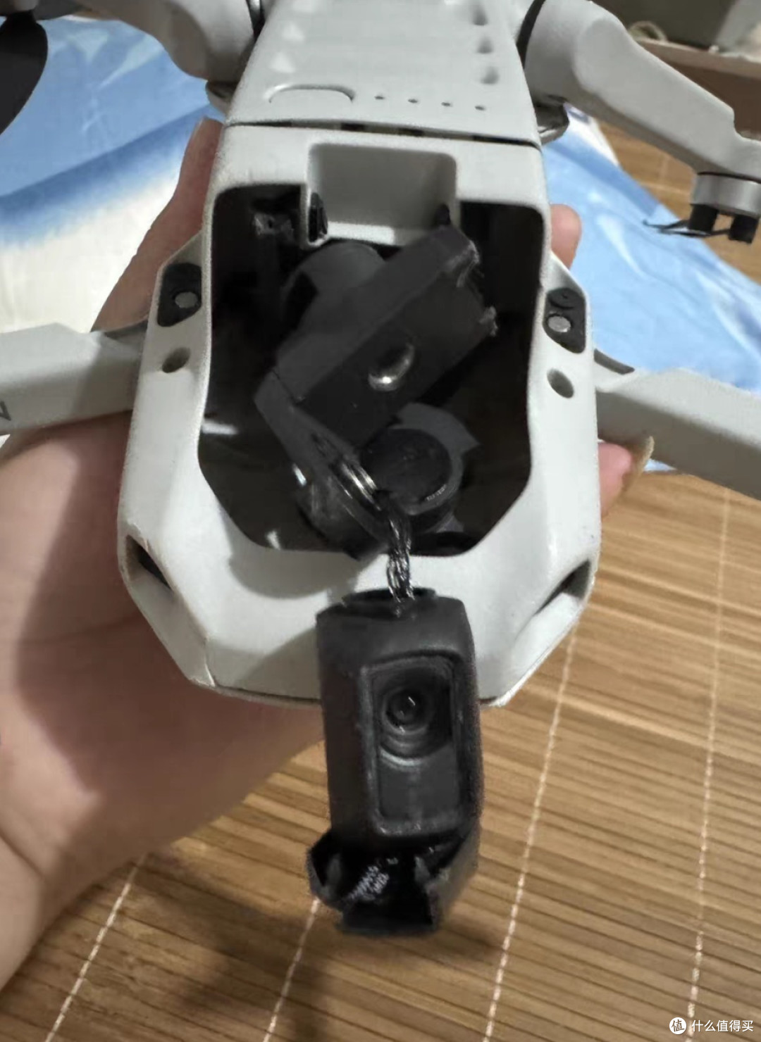大疆 DJI Mini 4K：小巧便携的航拍神器还是性能有限的入门之选？_无人机_什么值得买