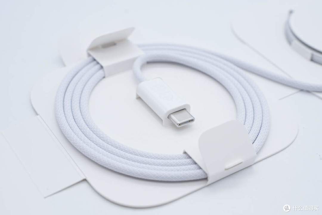 拆解报告：Apple苹果25W MagSafe磁吸充电器A2580_充电器_什么值得买