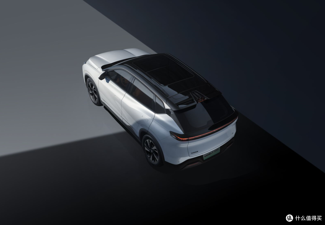 东风风神L7 EV上市，续航518km，售价10.99万起_新能源车_什么值得买