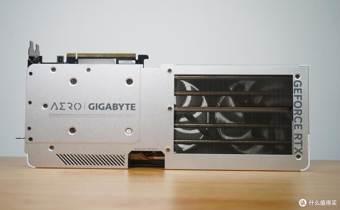 畅玩4K画质的3A游戏：技嘉B760M冰雕X+ 14700K +4070Ti S装机分享_机箱_什么值得买