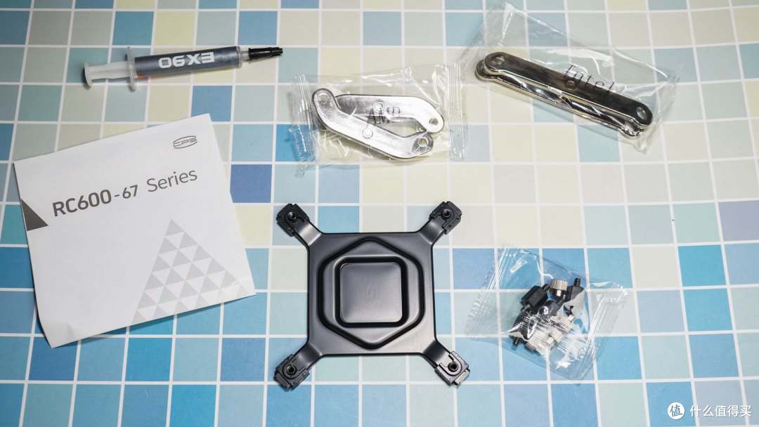 下压式散热器压得住7500F+ITX吗？超频三RC600-67实测_散热器_什么值得买