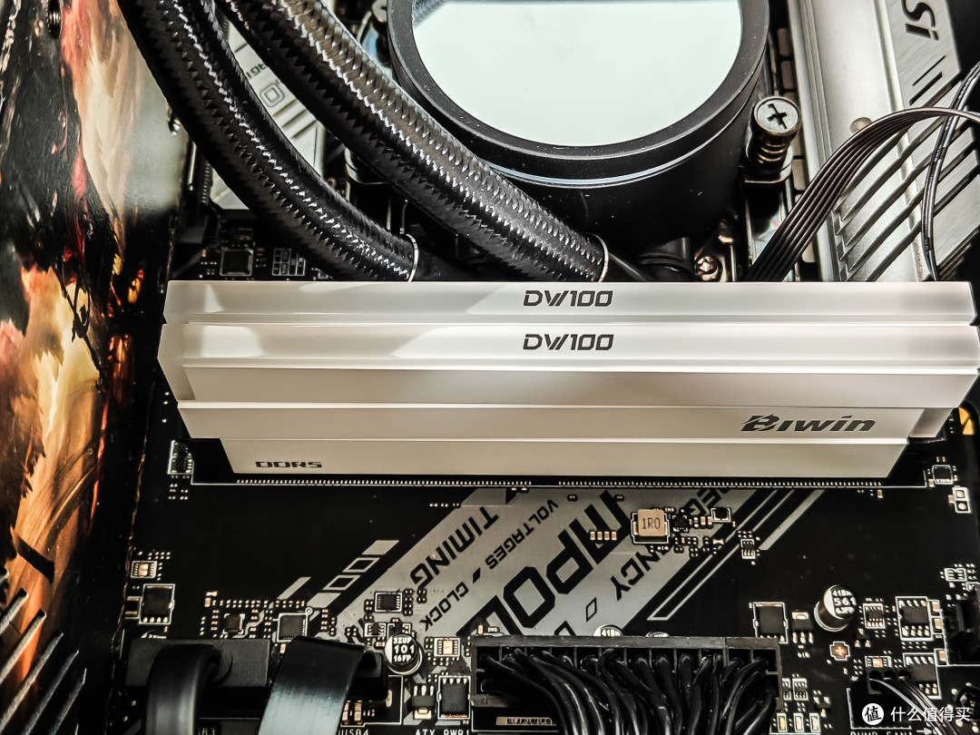 轻松一键8200MHz，佰维新品DW100让内存超频如此轻松_内存_什么值得买