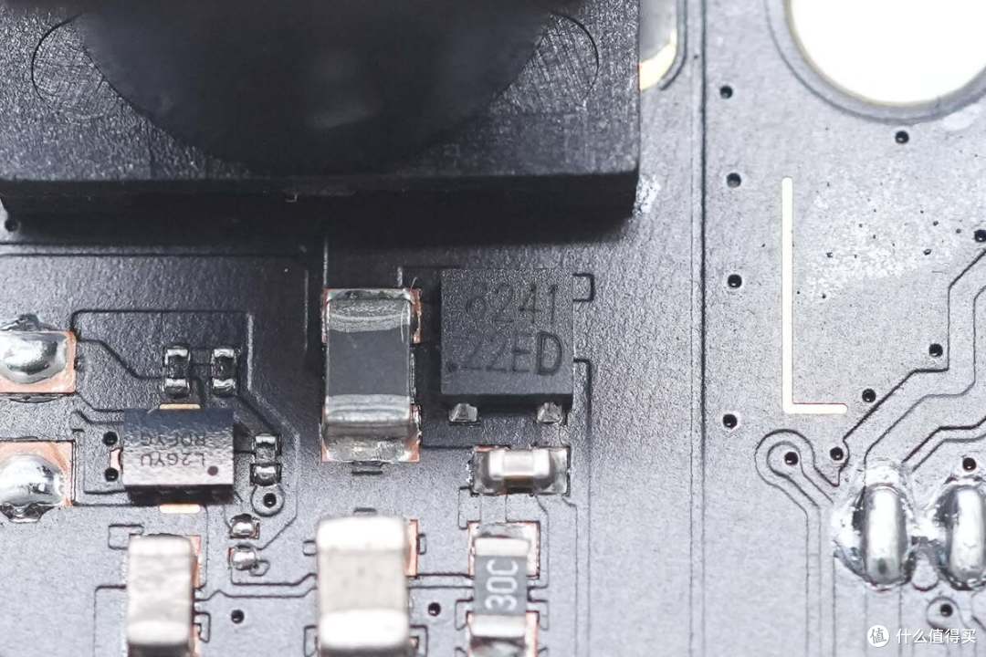 拆解报告：中兴4G CPE 2 Pro 路由器_路由器_什么值得买