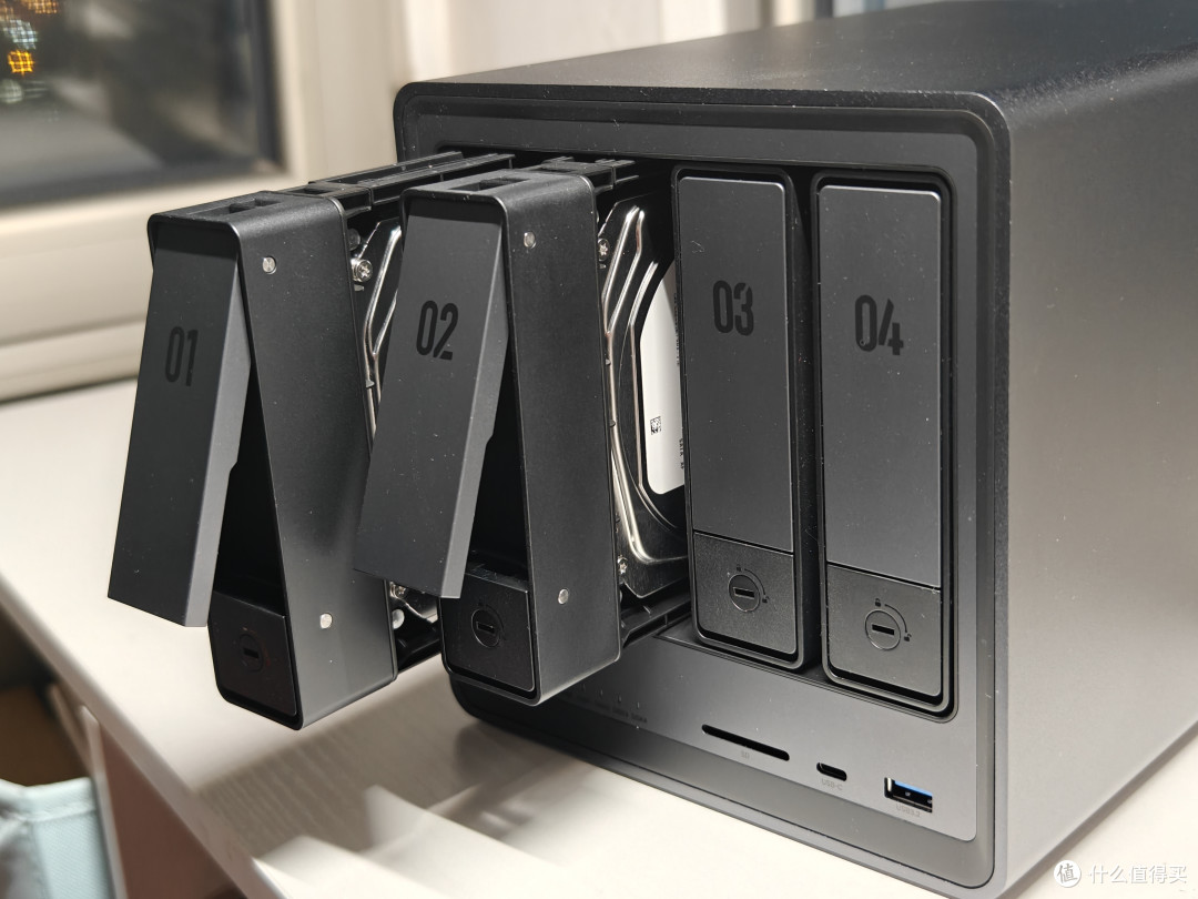 UGOS Pro重新定义NAS 系统？绿联DXP4800深度体验_NAS存储_什么值得买