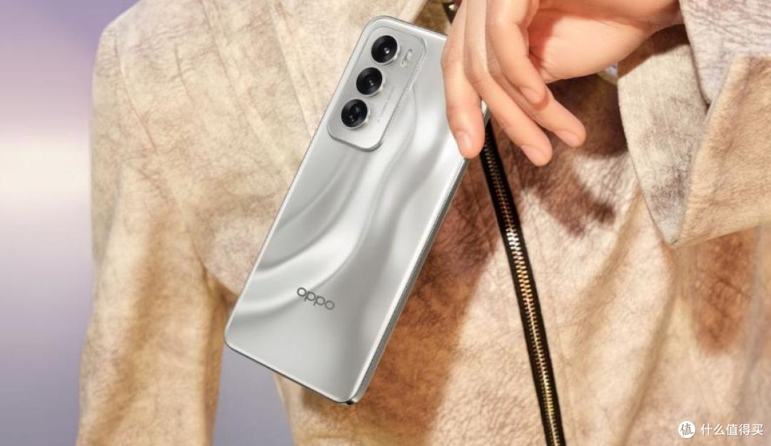 OPPO K12和K12 Plus，差的不仅仅是400元？_安卓手机_什么值得买