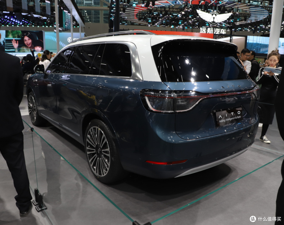 46.98万元全景智慧旗舰SUV：华为问界M9_SUV_什么值得买