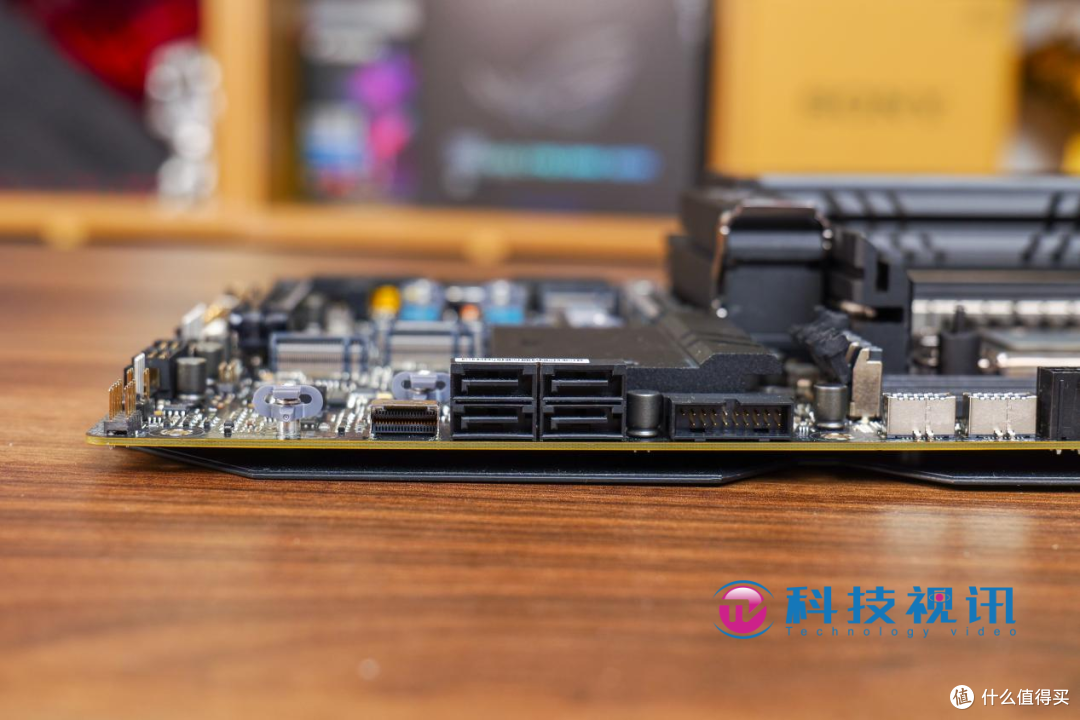 新一代酷睿绝配 3A大作好帮手！ROG MAXIMUS Z890 HERO测评_主板_什么值得买