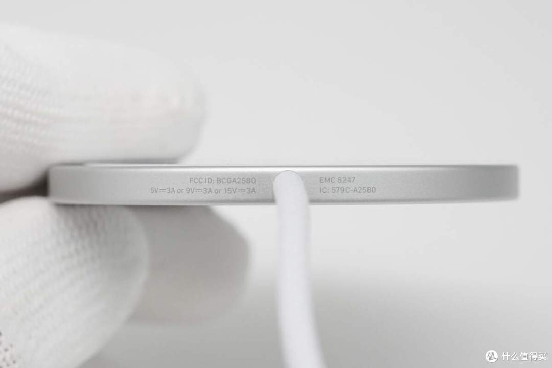 Apple苹果25W MagSafe磁吸充电器A2580评测_充电器_什么值得买