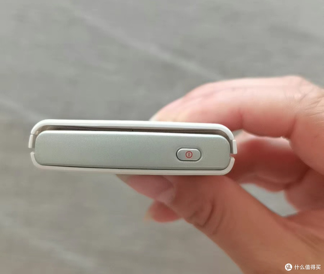 滑盖时期的大美女：三星U608_手机_什么值得买