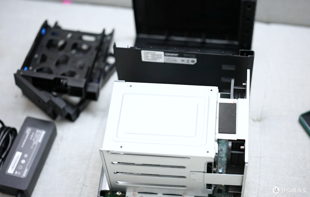 自购威联通TS 464C2体验测评 与群晖的区别 家用NAS_NAS存储_什么值得买