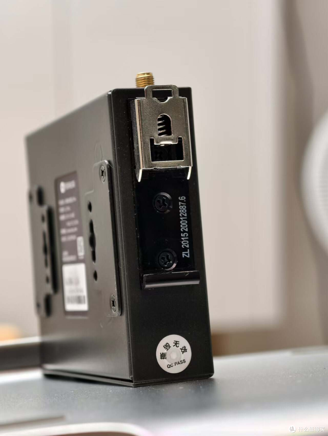 BIOS级远控，不受系统或网络限制，断网亦可用，向日葵Q2Pro评测_其他网络设备_什么值得买