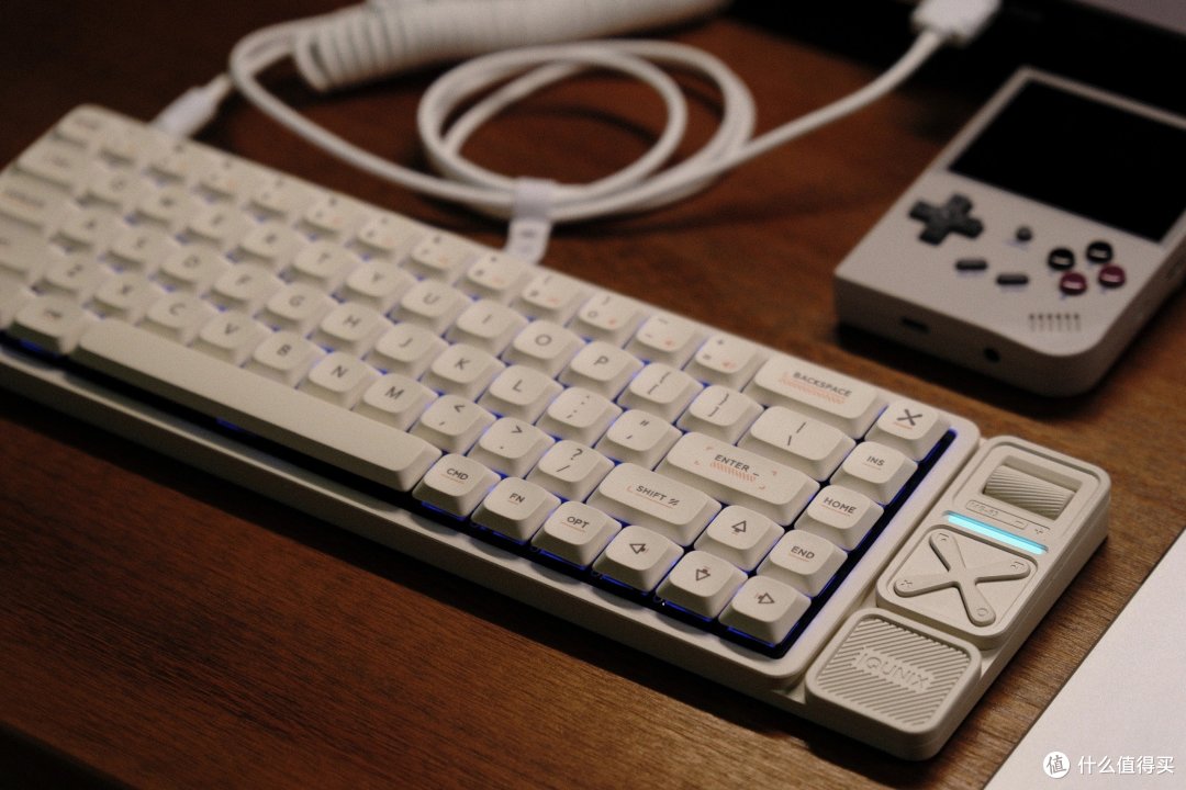 IQUNIX MG65 Pro 开箱初体验_无线键盘_什么值得买