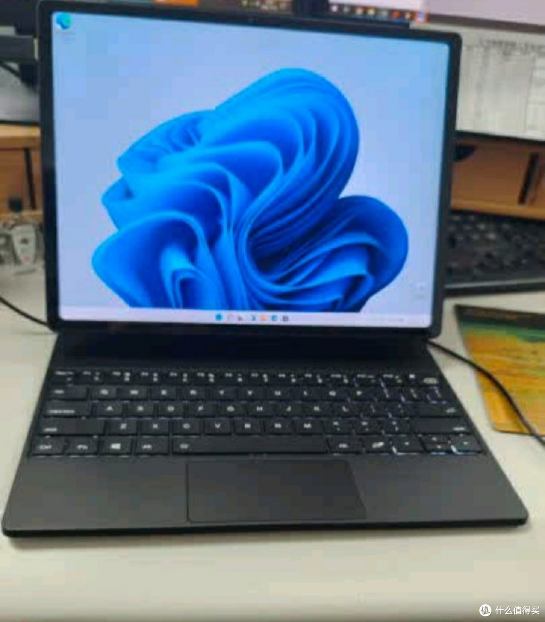 戴睿T30 Pro，既是PC电脑又是平板！女生必备？_笔记本电脑_什么值得买