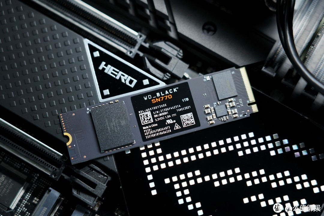 最低20元，爽玩《使命召唤：黑色行动6》，2024 微软 XGP入手攻略_固态硬盘_什么值得买