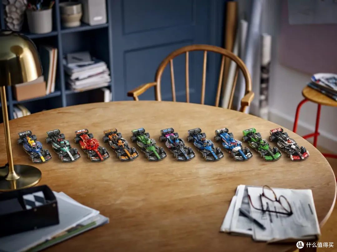 2025年乐高F1套装全揭晓：18款新赛车，10支车队全覆盖！_拼插积木_什么值得买