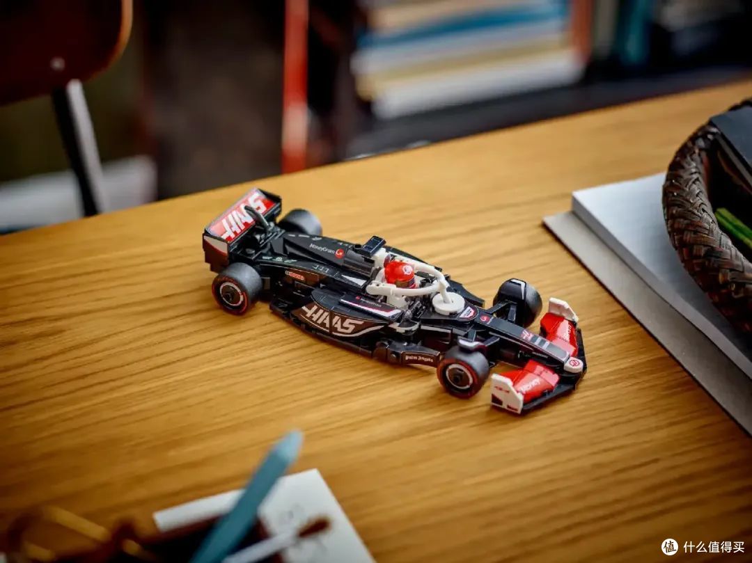 2025年乐高F1套装全揭晓：18款新赛车，10支车队全覆盖！_拼插积木_什么值得买