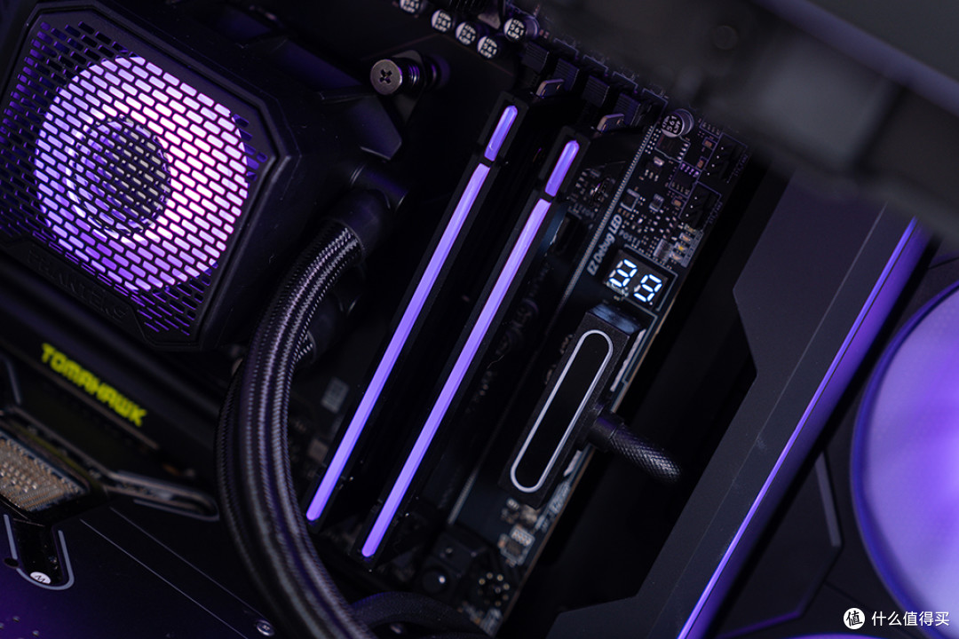 AMD YES，闷骚且强劲的3A主机长什么样，都过来看一下_CPU_什么值得买