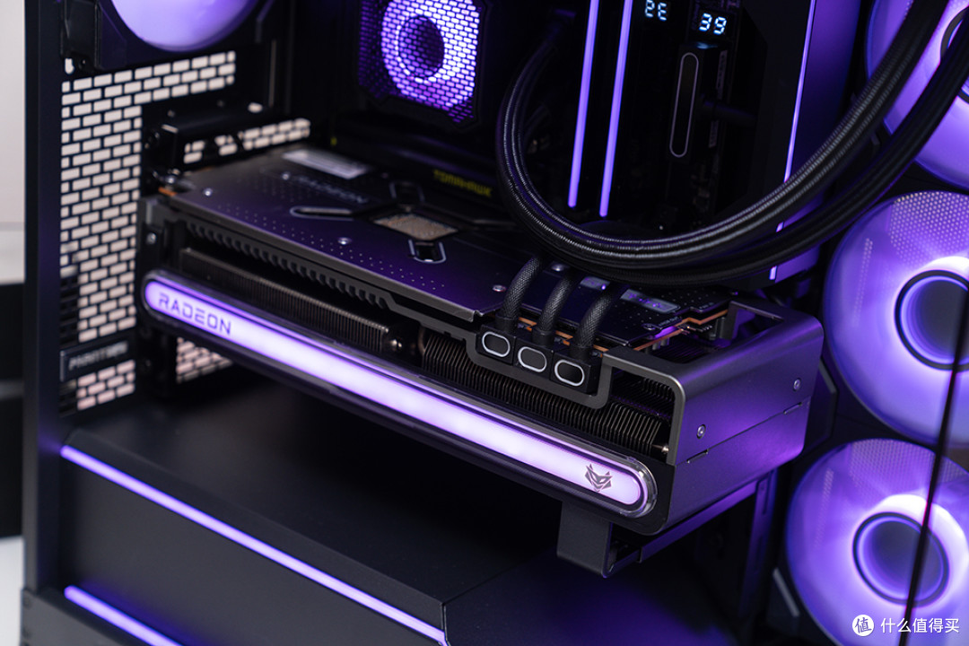 AMD YES，闷骚且强劲的3A主机长什么样，都过来看一下_CPU_什么值得买