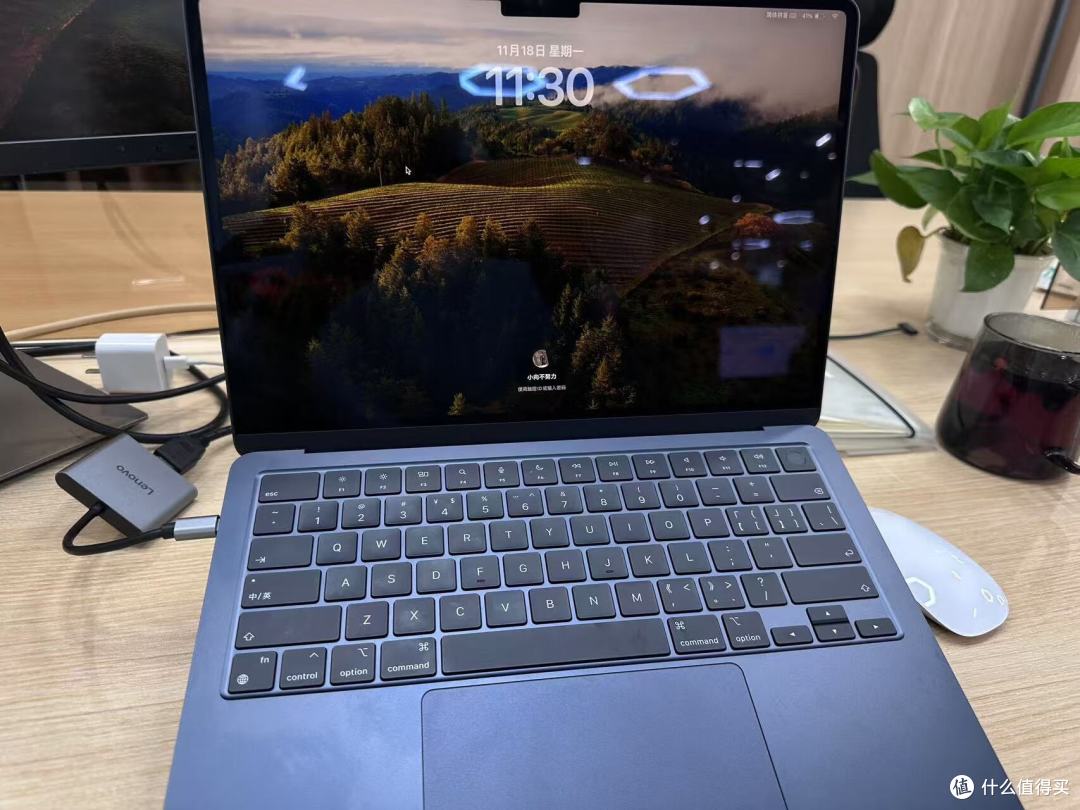 MacBook Air和Pro，选哪个显得自己不穷？_普通笔记本_什么值得买
