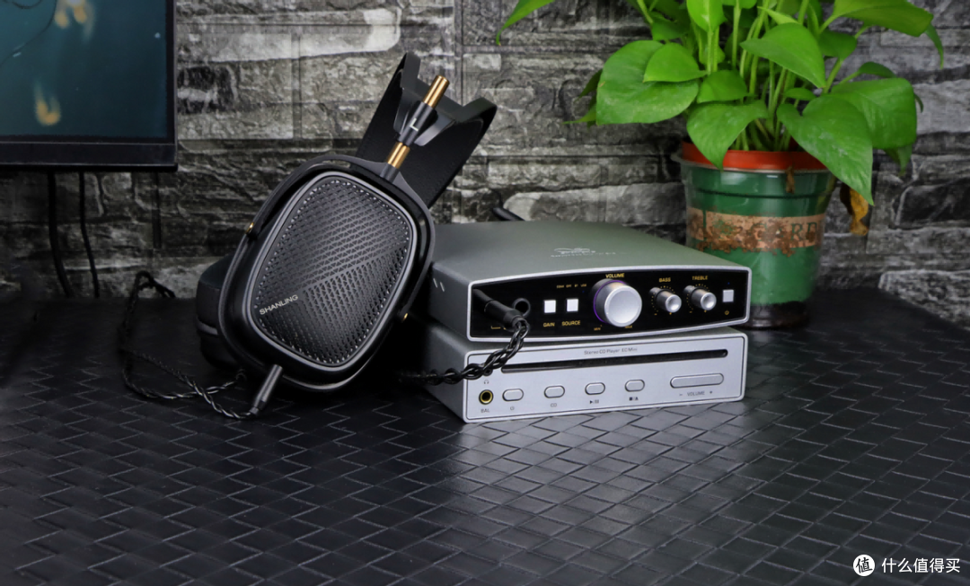 让欣赏音乐再次感动人心，山灵EH2 R2R桌面HiFi解码耳放评测_耳机放大器_什么值得买