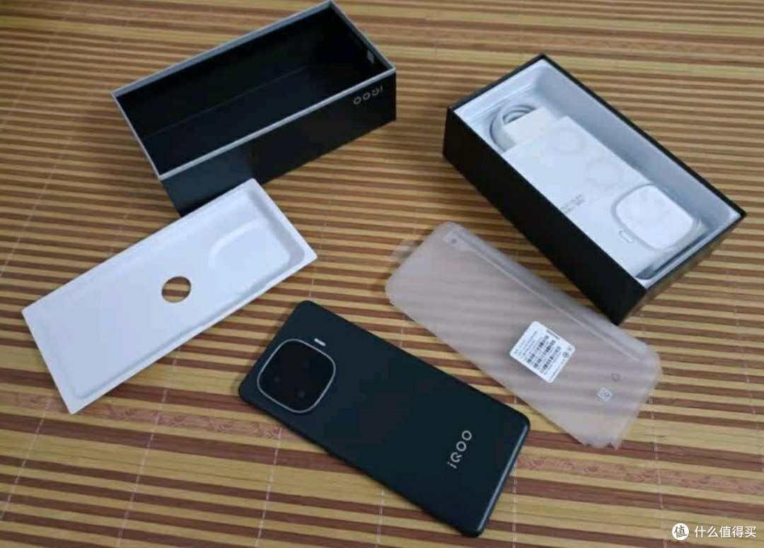 vivo iQOO Z9 Turbo：电竞级性能与续航的完美结合 _安卓手机_什么值得买