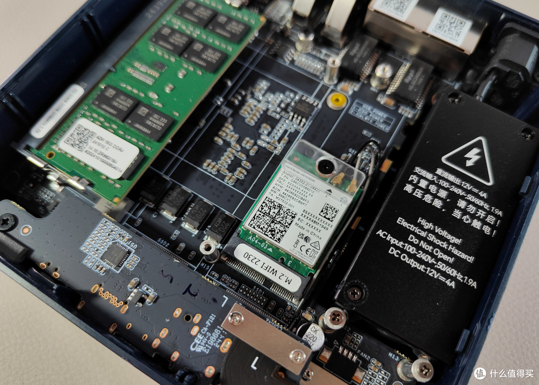 零刻EQ14上手体验-含HyperV安装飞牛OS教程与体验_商用电脑_什么值得买