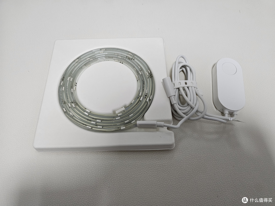 三折购入2M Yeelight 易来 1S LED彩色智能灯带—为枯燥的生活增加一点色彩_LED灯_什么值得买