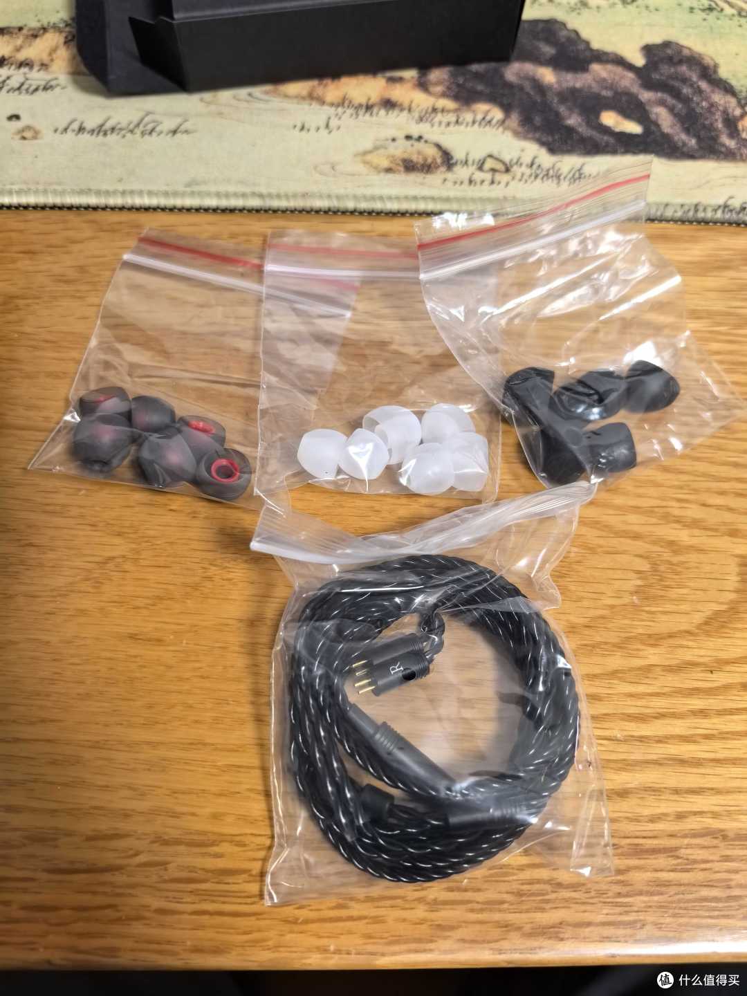 两百元的动圈带骨传导-略神奇的配置-KBear KB02开箱感受_耳机_什么值得买