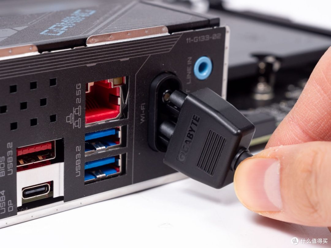 技嘉X870 GAMING X WIFI 7魔鹰主板评测_主板_什么值得买