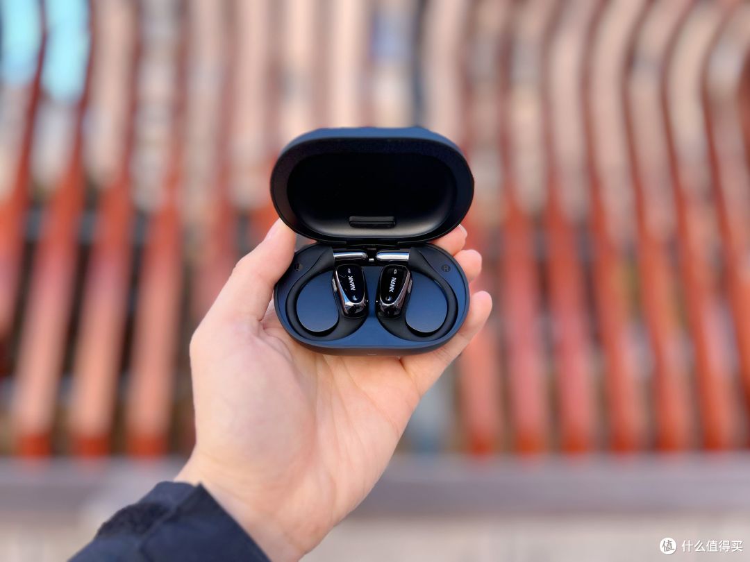 【好轻又好听】南卡OE Mix，佩戴和音质的新晋“卷王”_蓝牙耳机_什么值得买