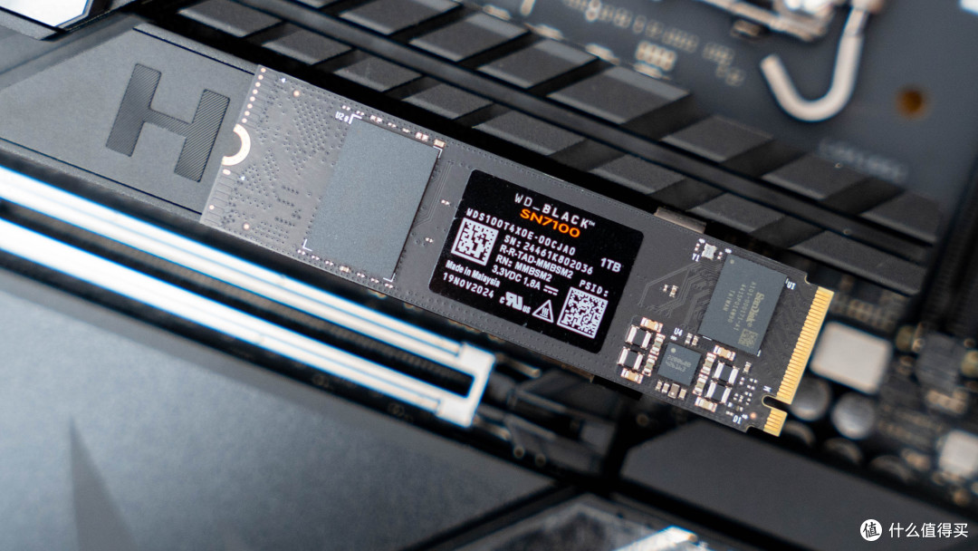 火力全开，专为游戏而生的WD_Black SN7100 SSD评测分享_固态硬盘_什么值得买