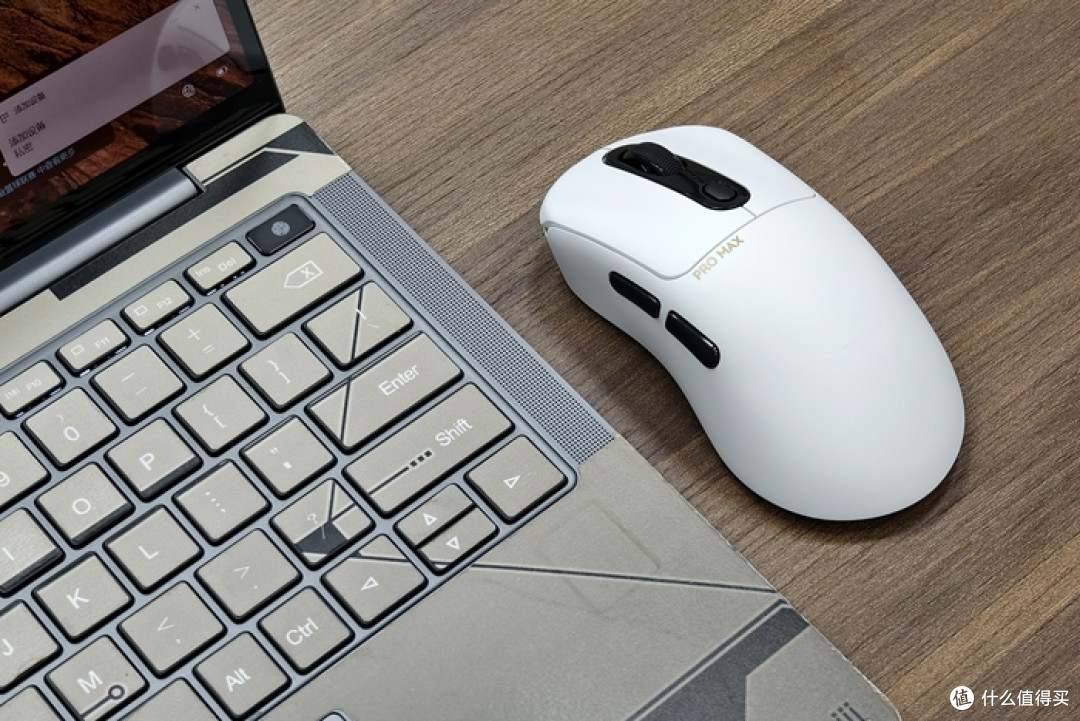 雷柏VT3 Pro MAX：轻量化+三模设计，玩家优选_鼠标_什么值得买