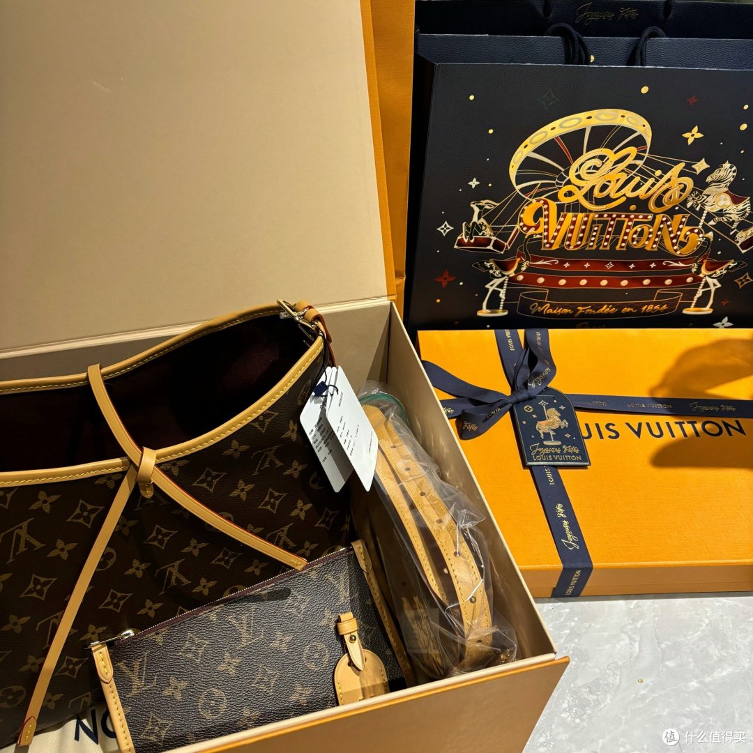 Lv CarryAll有什么尺寸，新款CarryAll BB 手袋容量大？_女士手提包_什么值得买