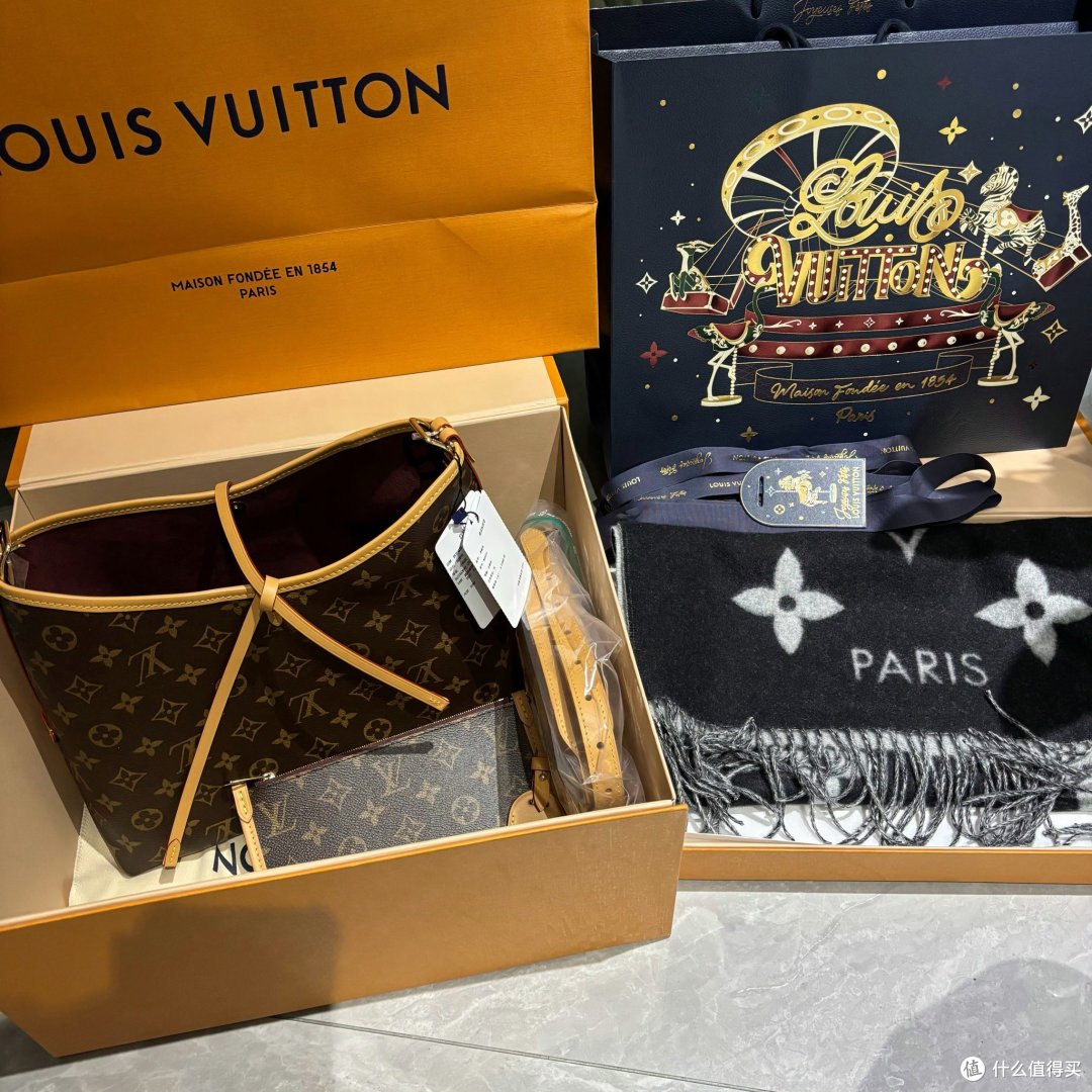 Lv CarryAll有什么尺寸，新款CarryAll BB 手袋容量大？_女士手提包_什么值得买