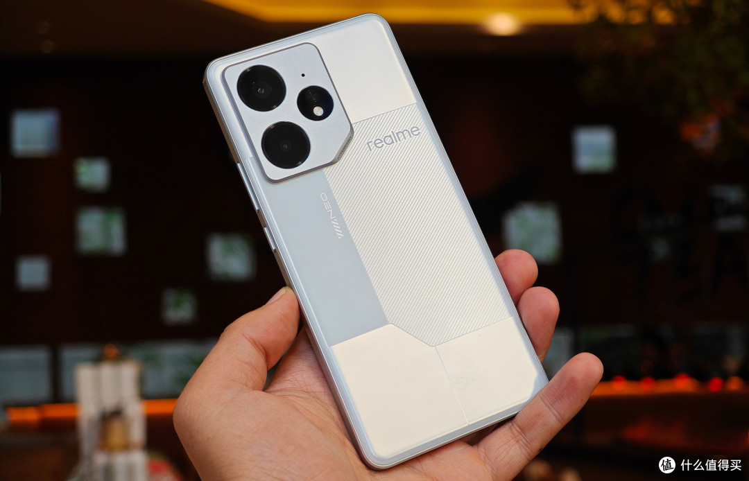 一加Ace5、红米 k80、iQOONeo10、真我Neo7，四款机型优缺点对比_安卓手机_什么值得买